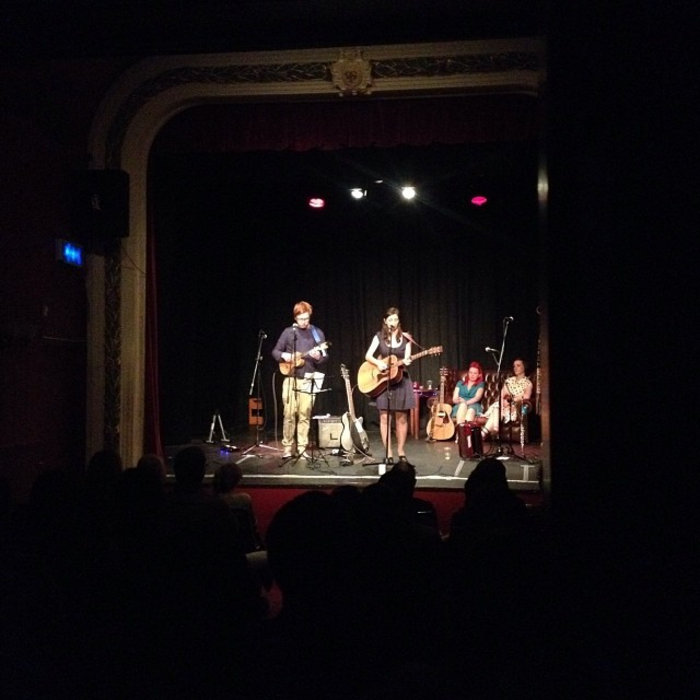 Pack Up (live at the Lantern Theatre) | Nat Johnson