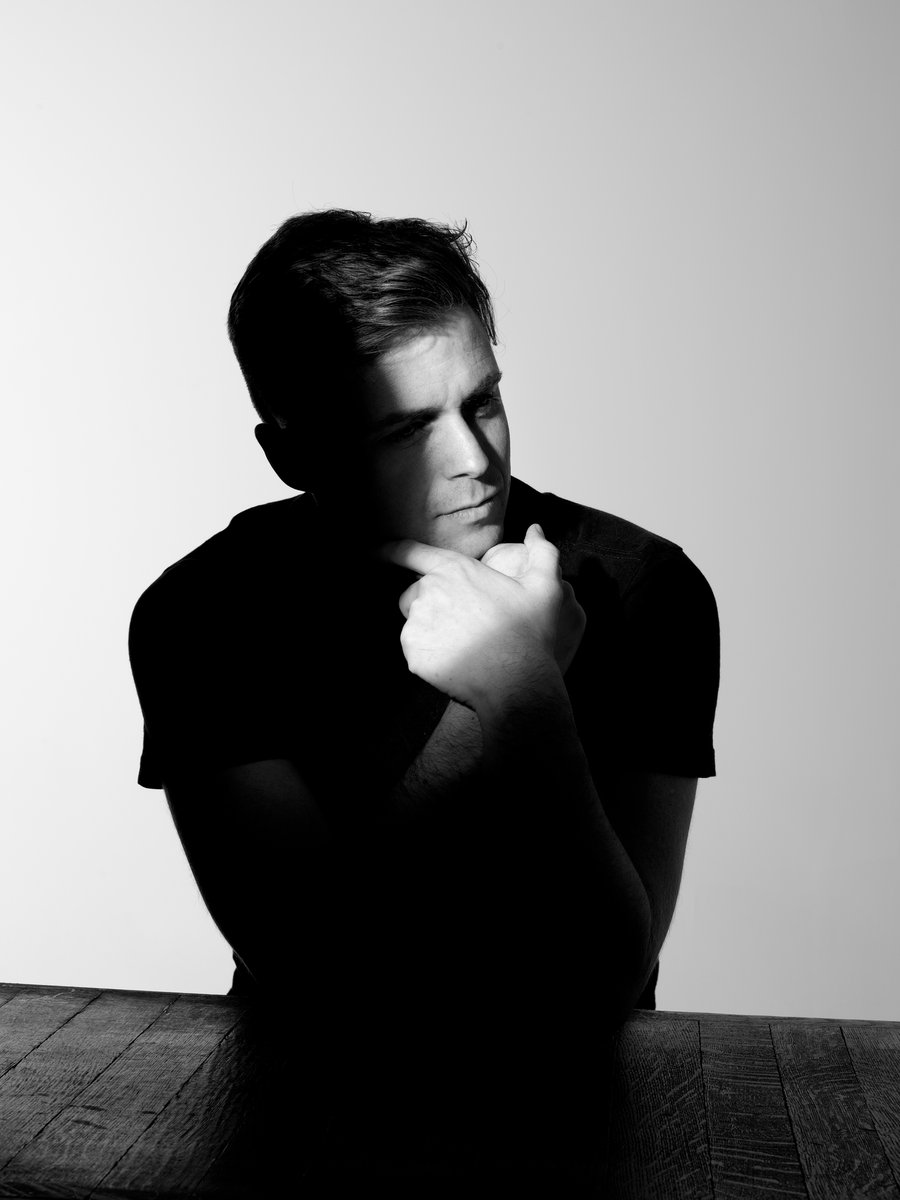 Blade In The Streets | Jerome Gerard