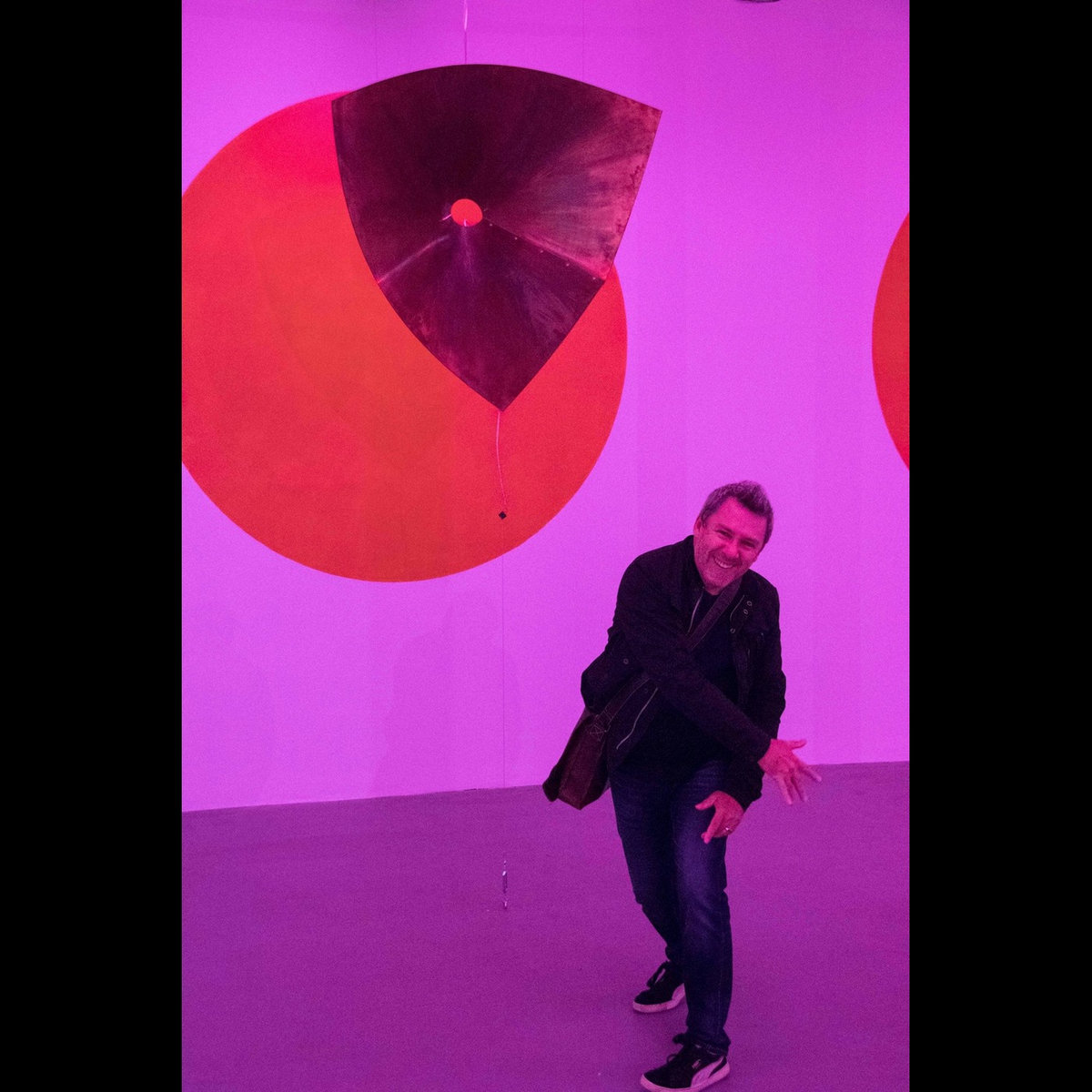 Dilettante in flagrante (Putting out the bins in a kimono) | Reamann ...