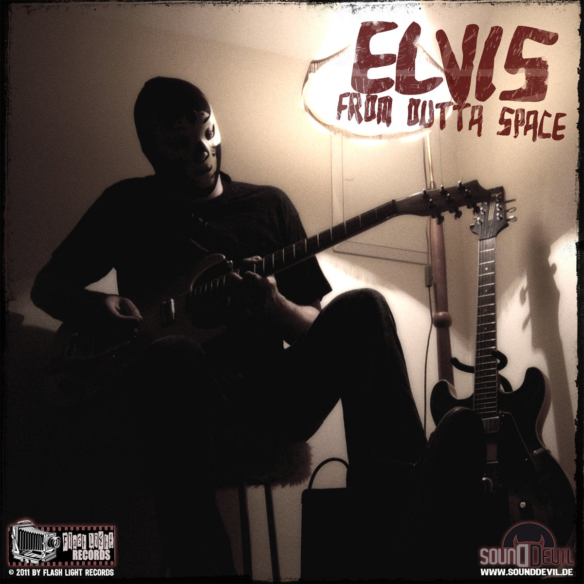 The Paparazzi + Elvis From Outta Space Split | The Paparazzi, Elvis ...