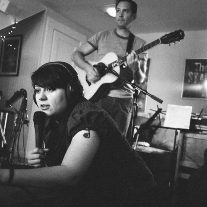 Hangin' Out with Thomas Lennon | Janice Whaley