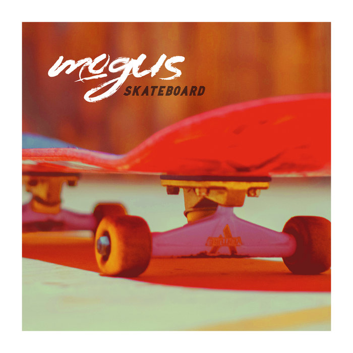 Skateboard | mogus
