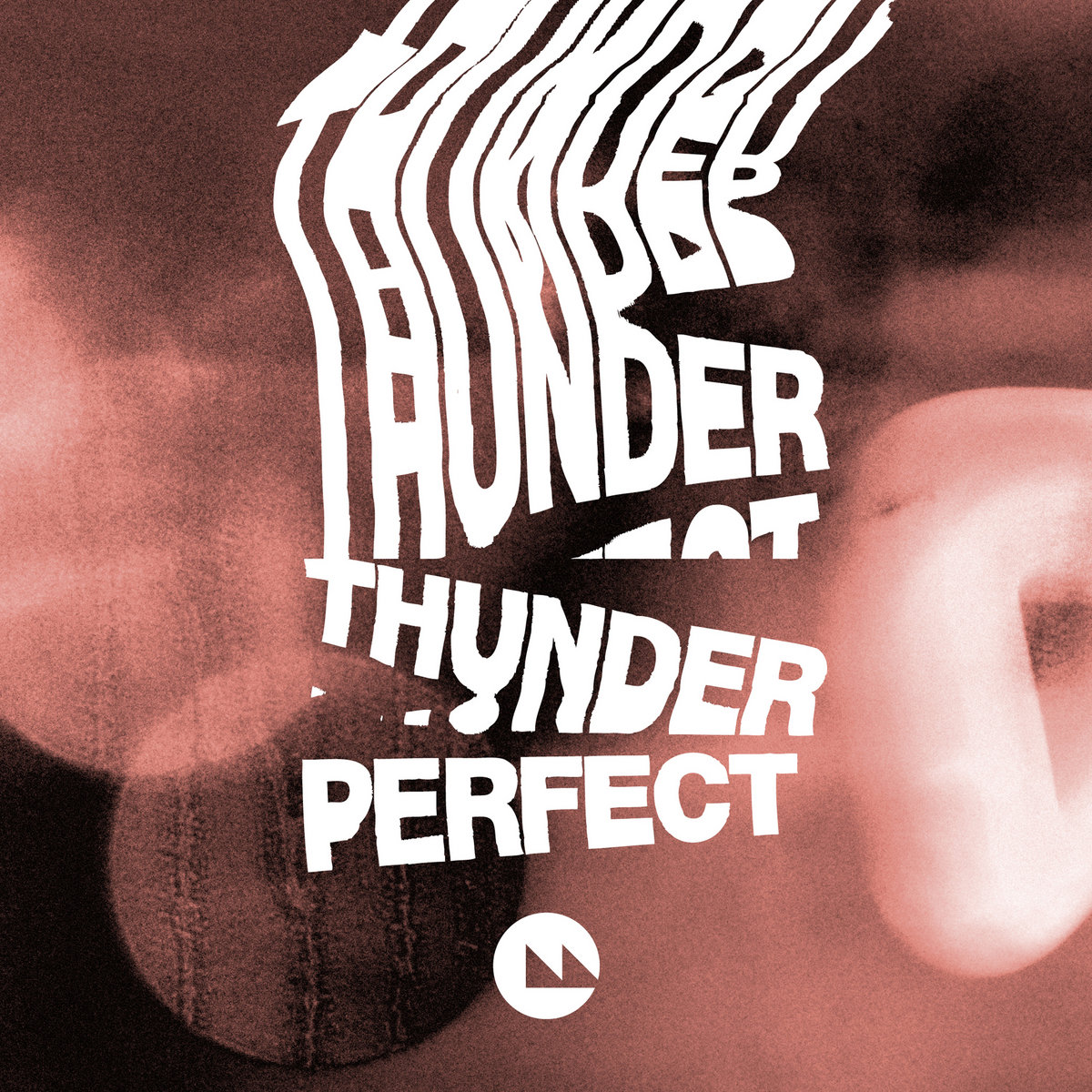 THUNDER PERFECT | The Cromagnon Band