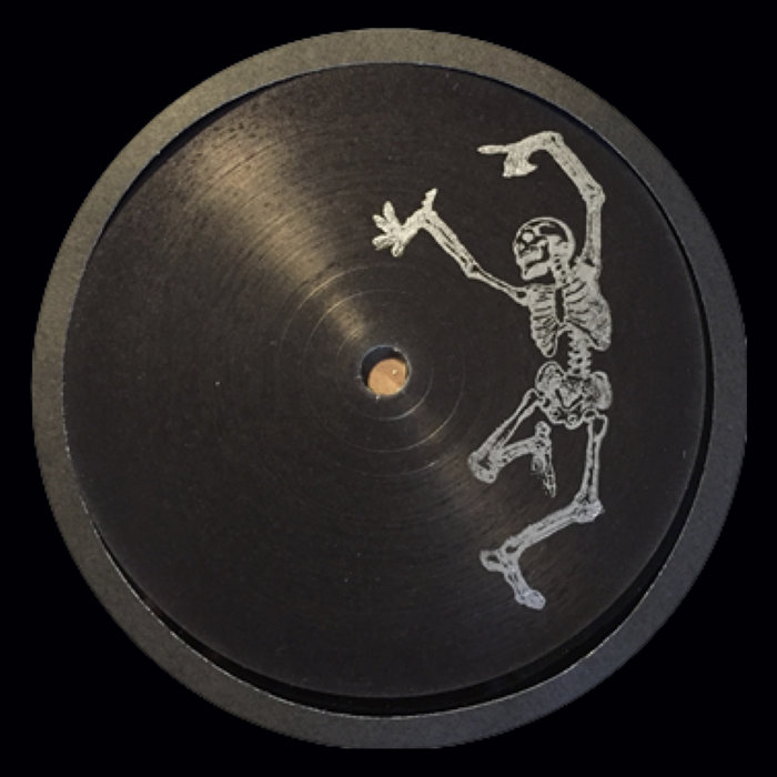 Black Bones 002 | Black Bones