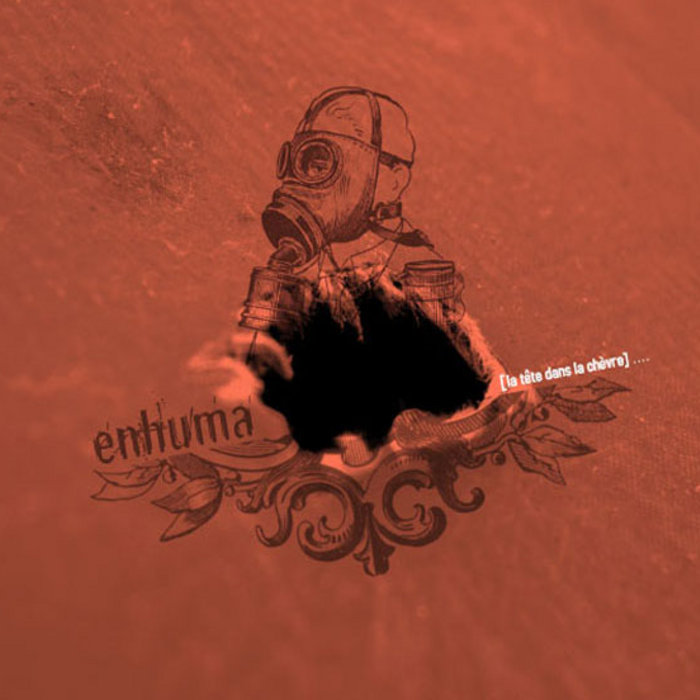 La tête dans la chèvre | enhuma | Enhuma