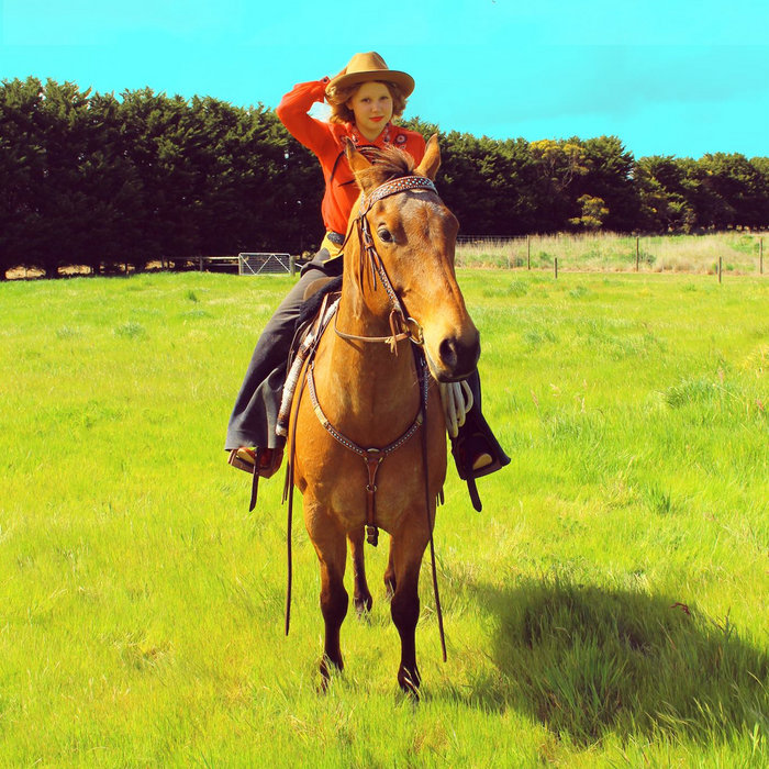 Round Up | Tilly Perry