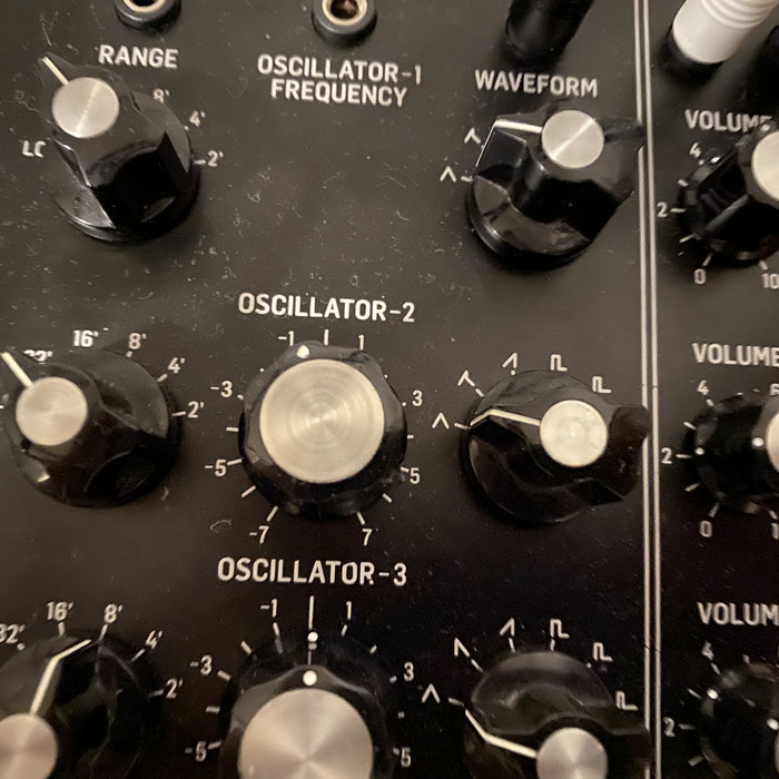 behringer model d solo | Hypnogress