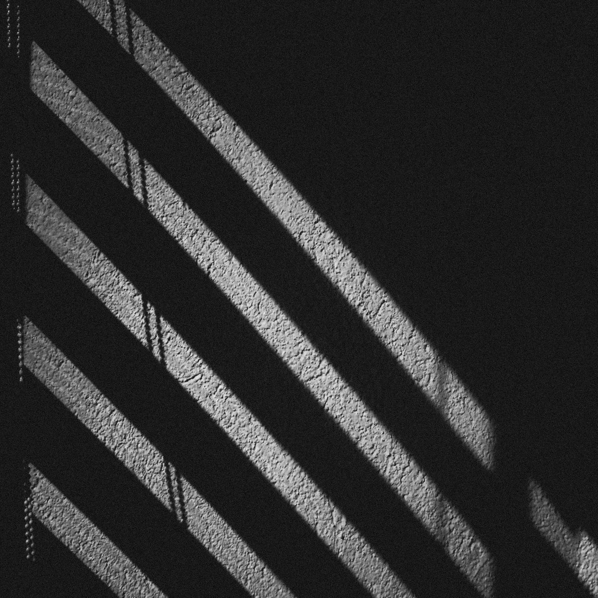 Surrounding The Room | Freight Cell