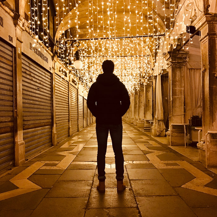 Grand Gestures | Strange River