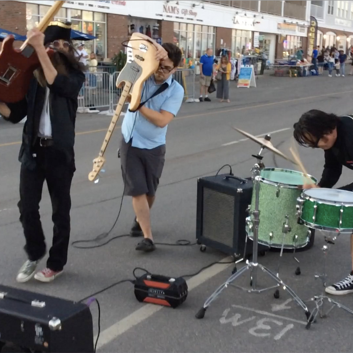 D.I.Y. OR DIE! | JONEE EARTHQUAKE BAND