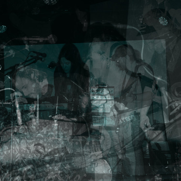 live at gólya | :nepaal | psychedelic source records