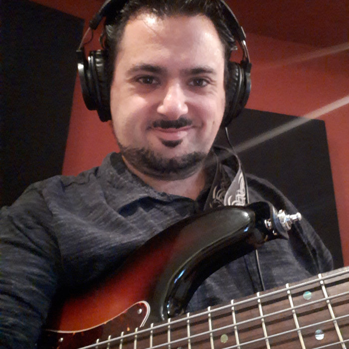 Home Sessions | Tom Altobelli