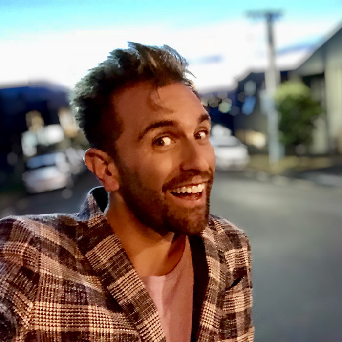 Gin & Piano sessions | Aaron Bloomfield