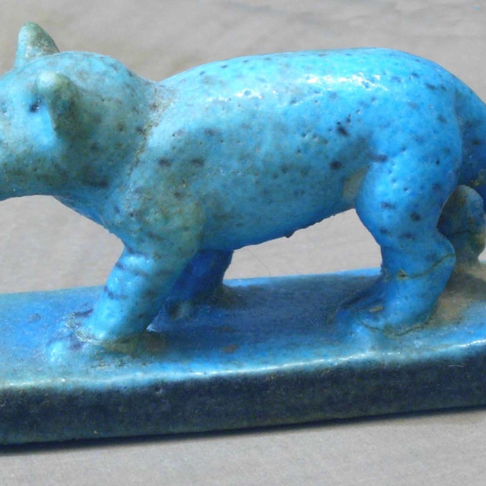 Blue Egyptian faience cat figurine dated to 1981−1802 BC | https://en ...