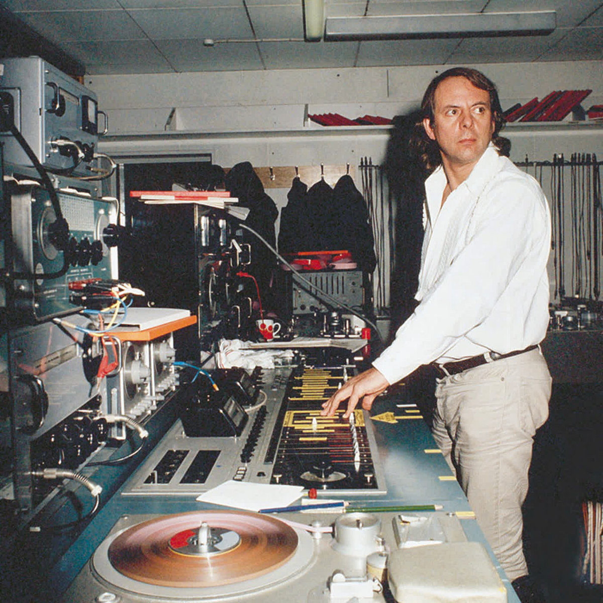 History of Electronic ⁄ Electroacoustic Music (1937-2001) | Various ...