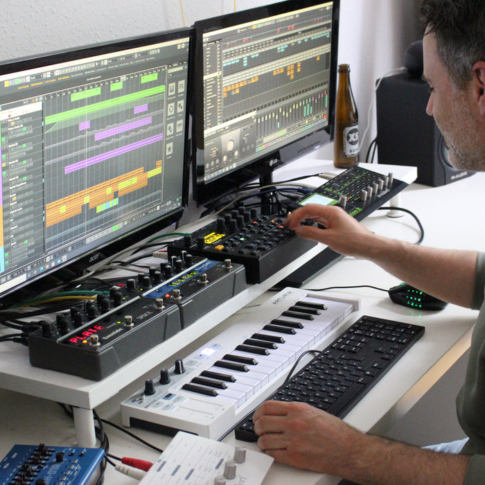 Acid 303 Day Version | Tempiese