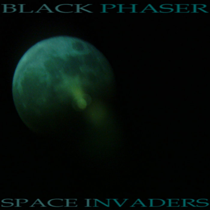 Space Invaders | Black Phaser