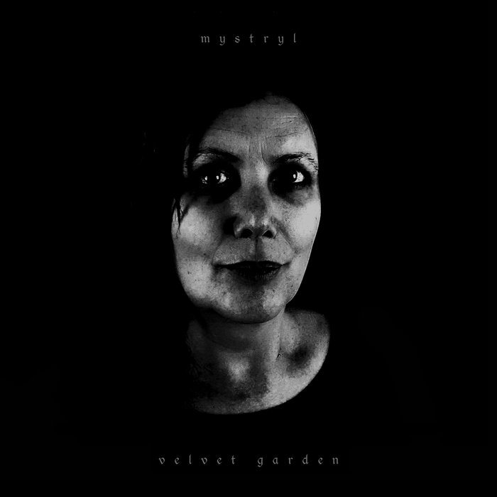 Velvet Garden | Mystryl
