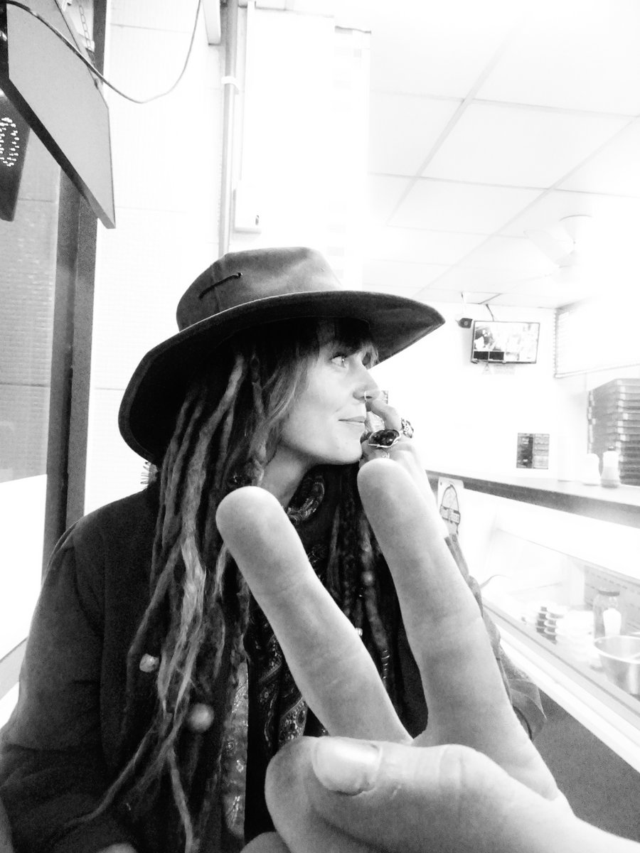 Life Aint Like The Love Songs | Robyn Wallis Johnson