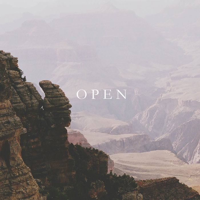 Open | TWIN COLUMNS