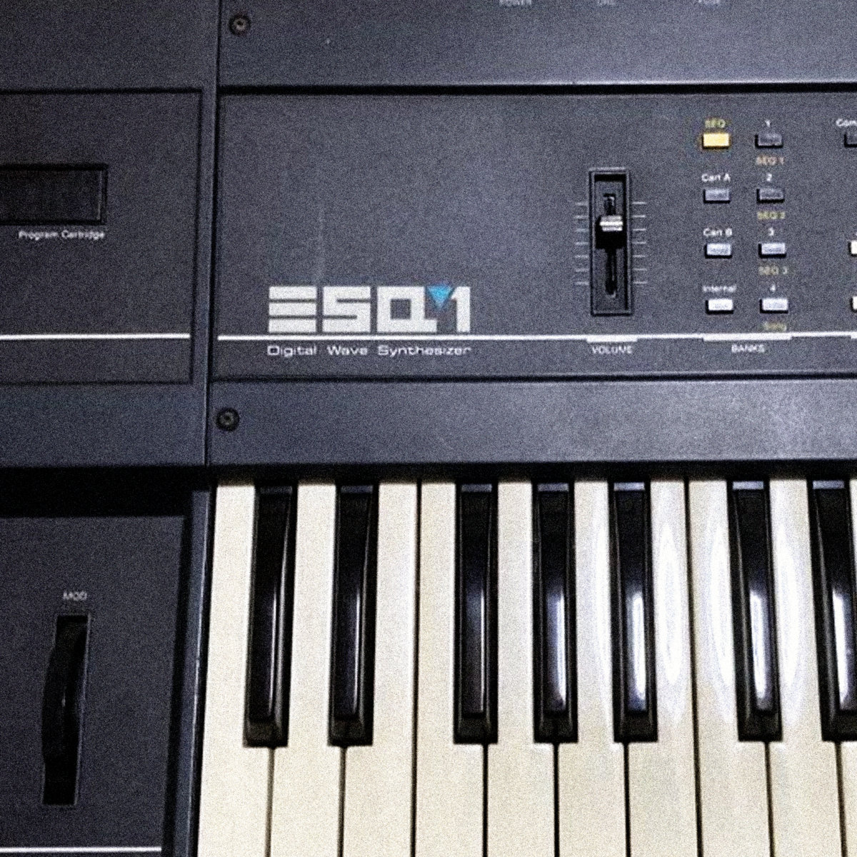 Ensoniq ESQ-1 Oneshot Sample Pack | Looma
