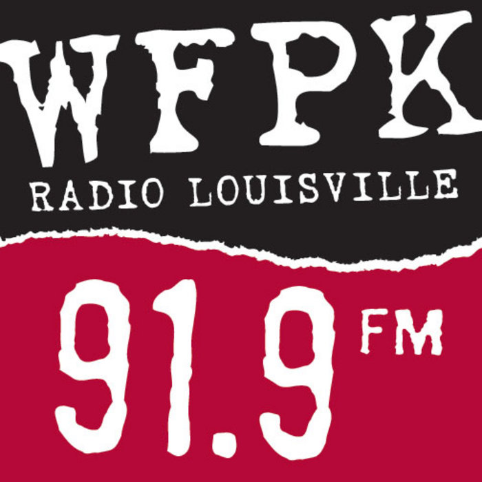 WFPK Live Lunch 2013 | Several Hundred People