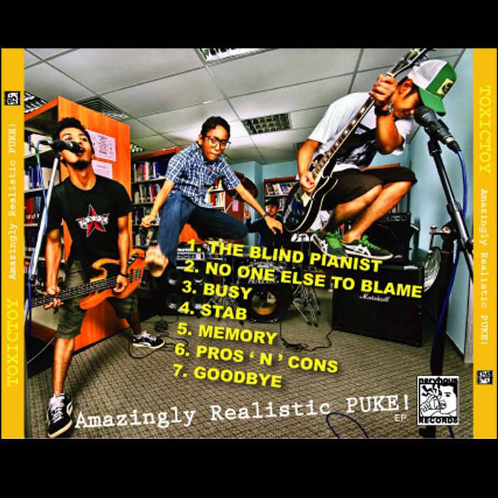 Amazingly Realistic PUKE | Toxictoy