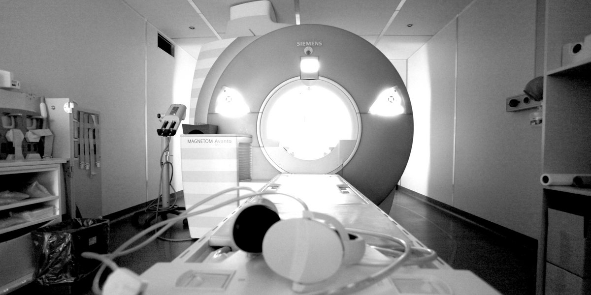Sound archive of research by Magnetic Resonance Imaging Siemens ...