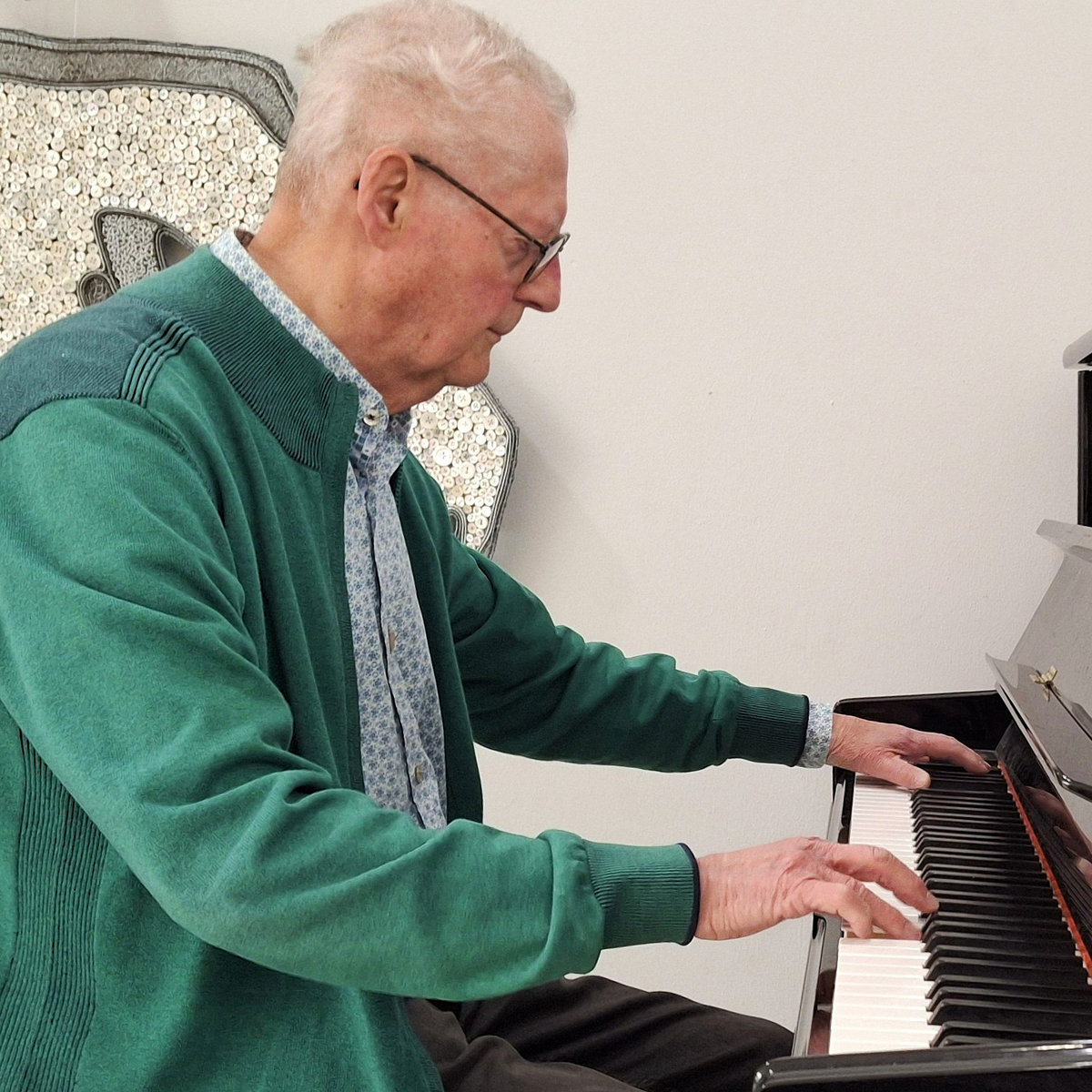 MST piano bij het resaurant | Henk Baars