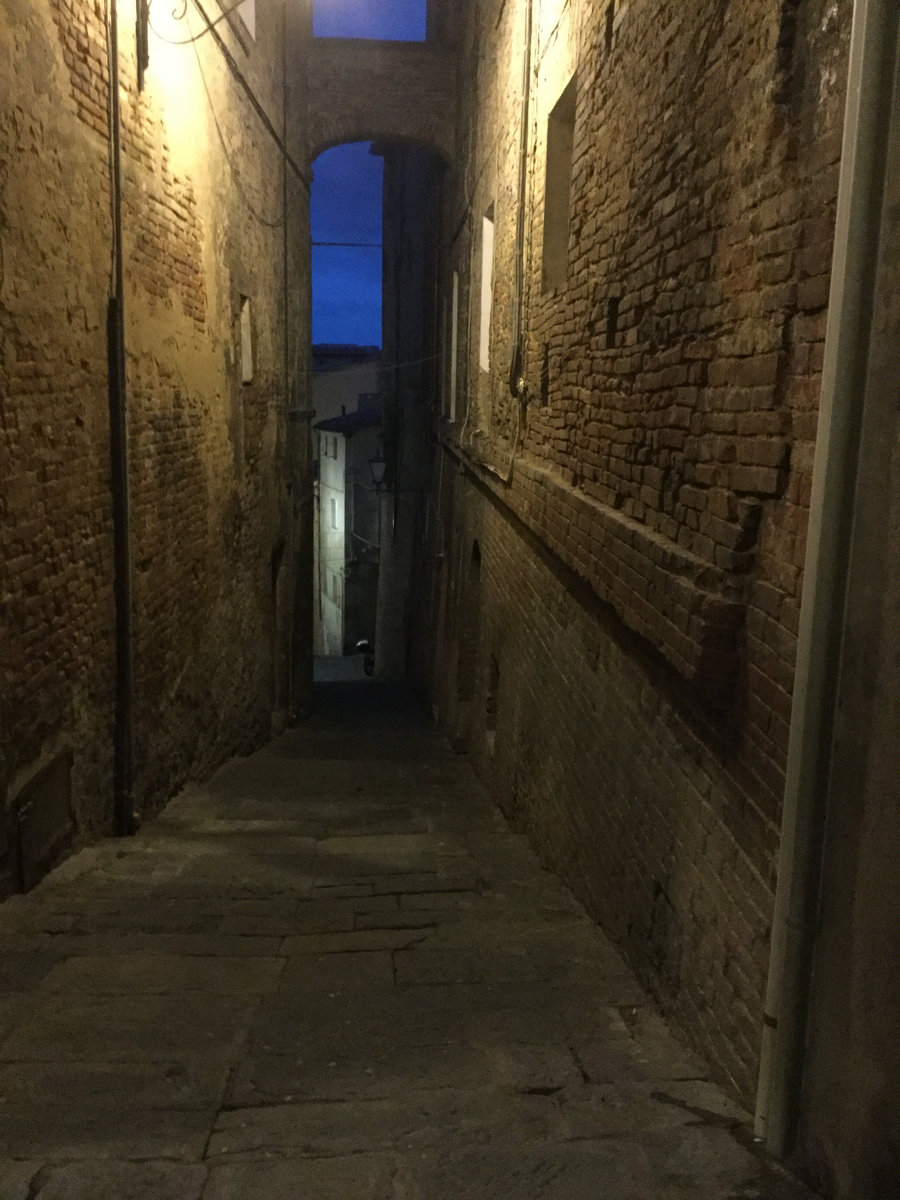 In The Cracks | Ronan Guilfoyle