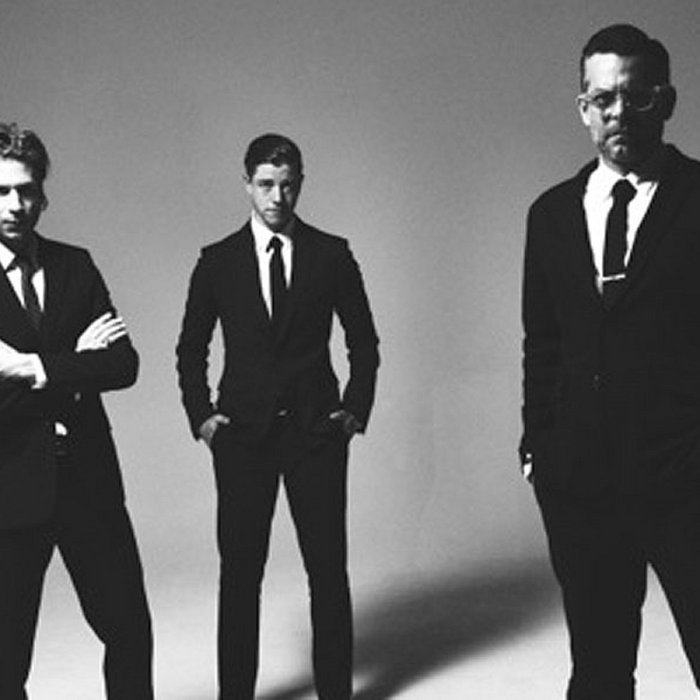 Interpol - Slow Hands (Kinsky Stripped Edit) | Kinsky