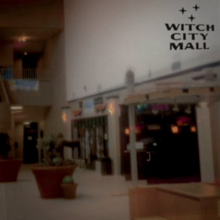 Witch City Mallsoft | 𝕎𝕚𝕥𝕔𝕙 ℂ𝕚𝕥𝕪 𝕄𝕒𝕝𝕝 | Koll