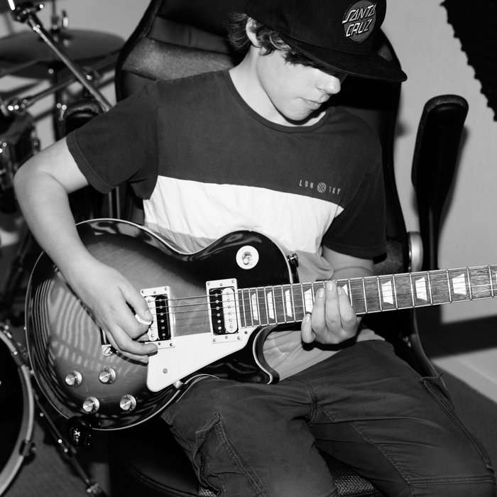 Two Moons - featuring Antony Pickard | Connor Vazey