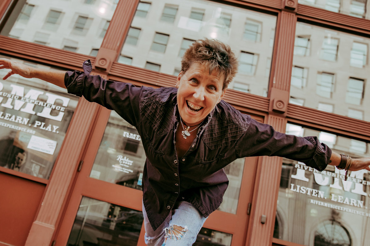 Peace Train | Lojo Russo