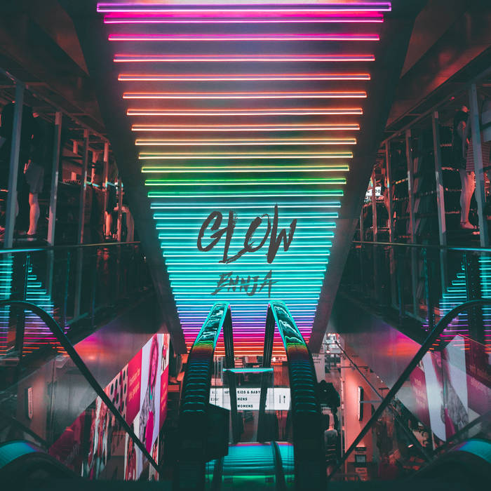 Glow Ennja