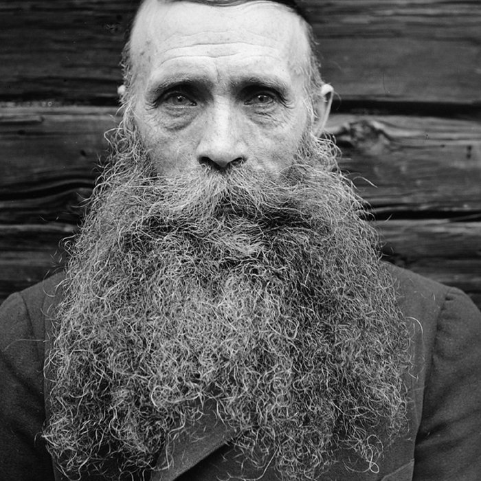 Aitor Glowing with Love | dimleaffall