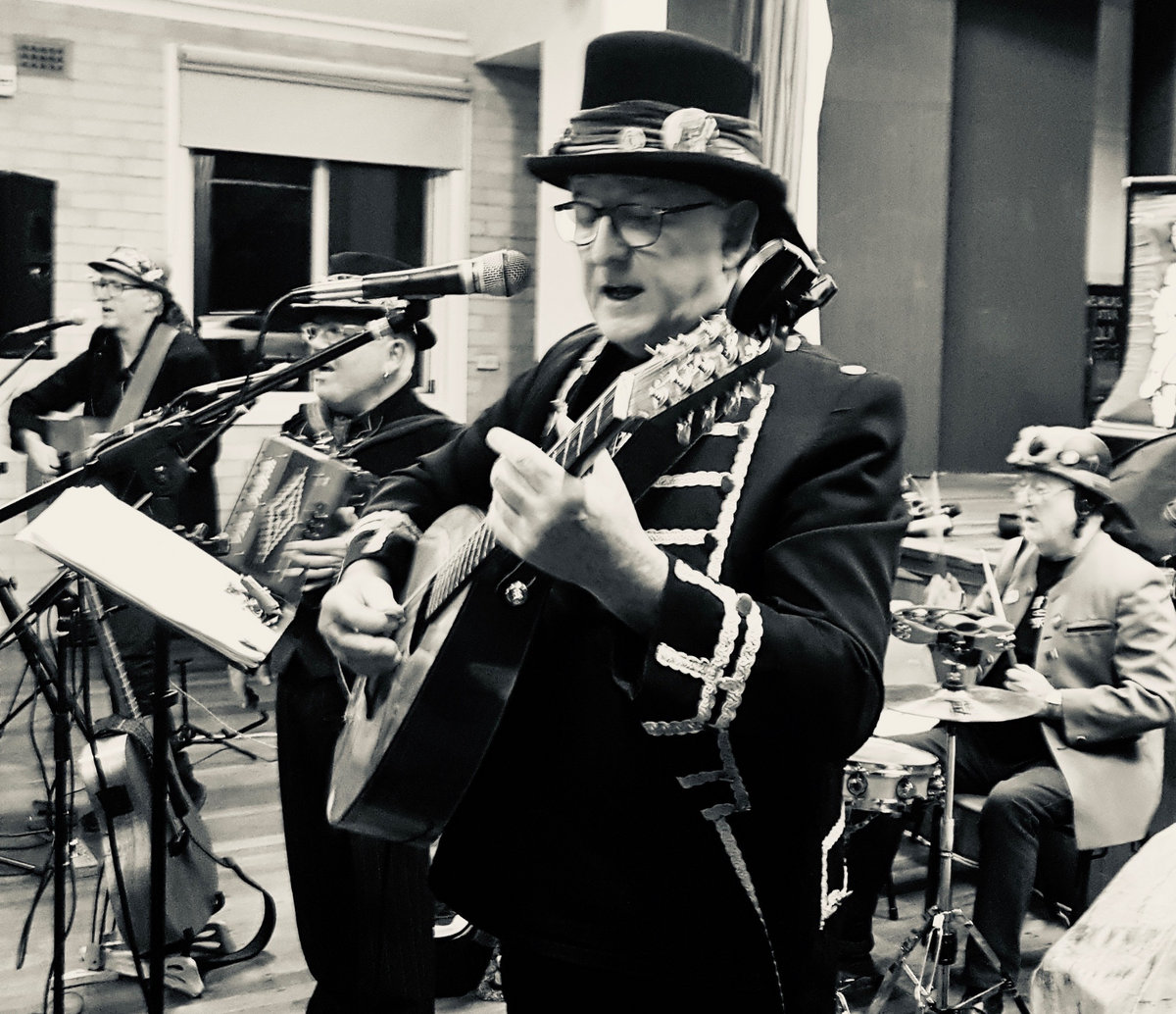 Bacup & Rochdale Coconut Dances | Traditional Graffiti