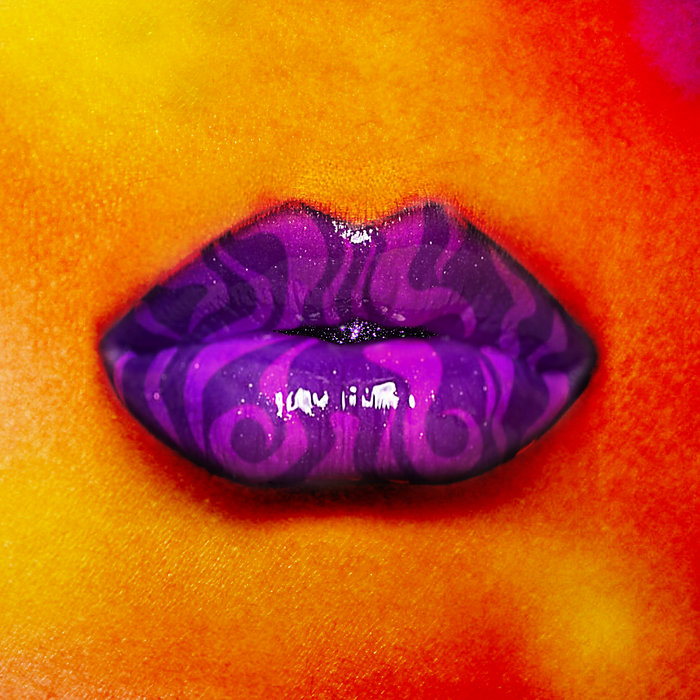 Black Light Sybarite | Gogi