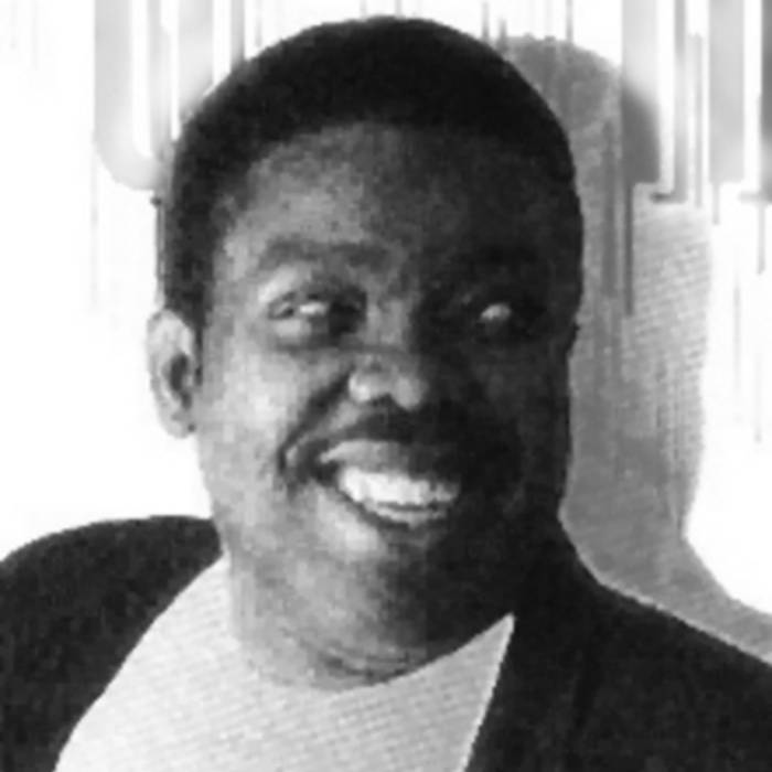 Kenny Moore's Instagram, Twitter & Facebook on IDCrawl