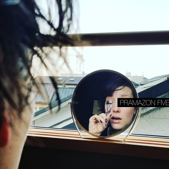 Pramazon Five | Alexis Flower