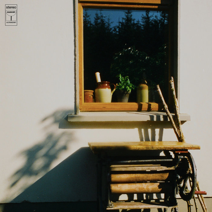 Mangle | Laurie Shaw