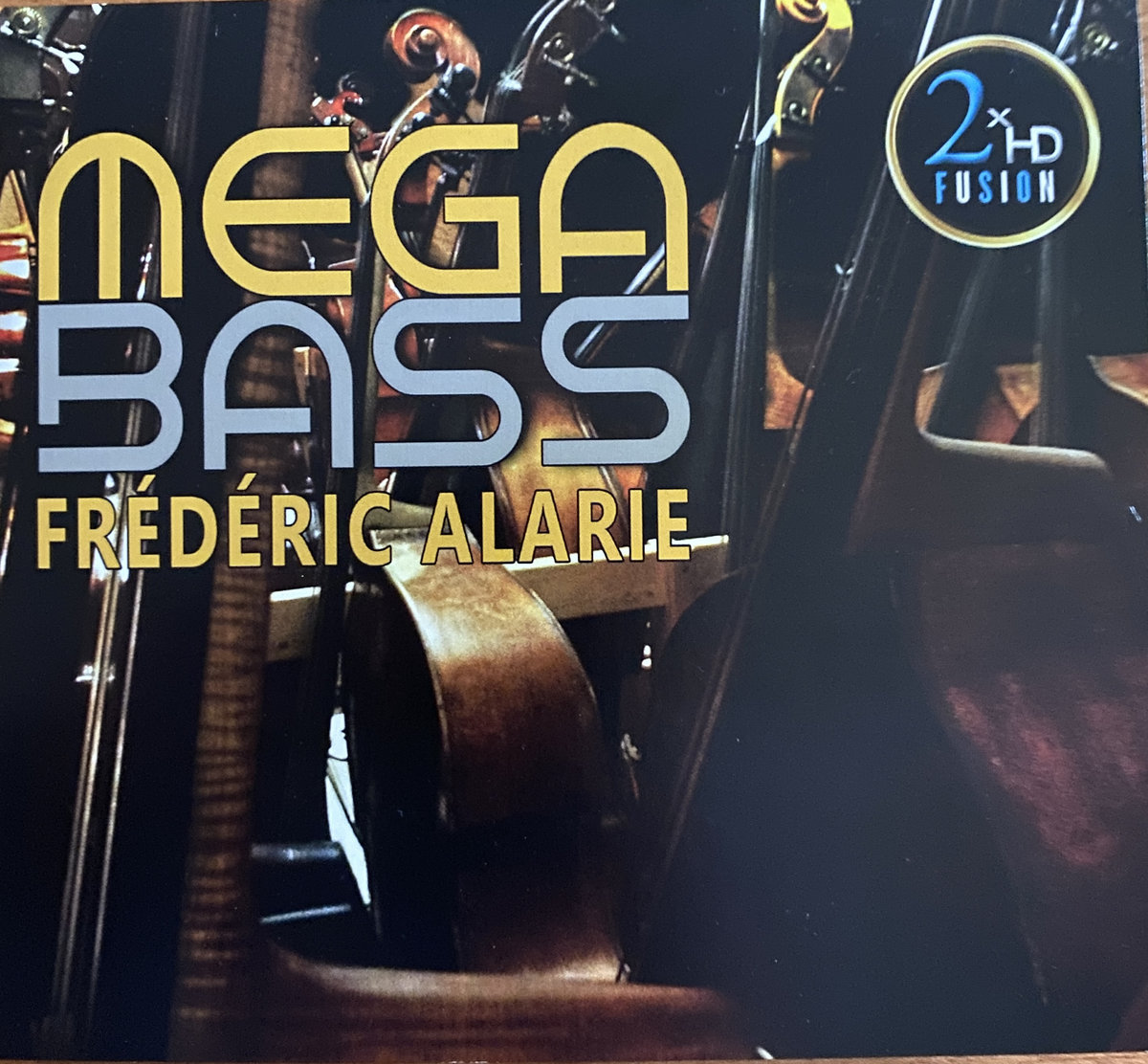 Mega Bass | Frédéric Alarie