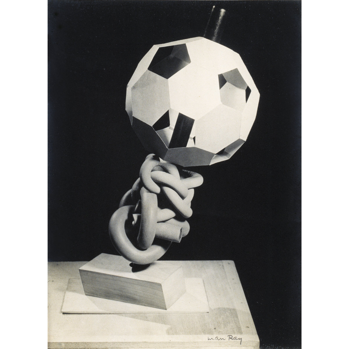 Man Ray Non euclidean object, 1932 Silver gelatin print 23 x 16,8 cm ...