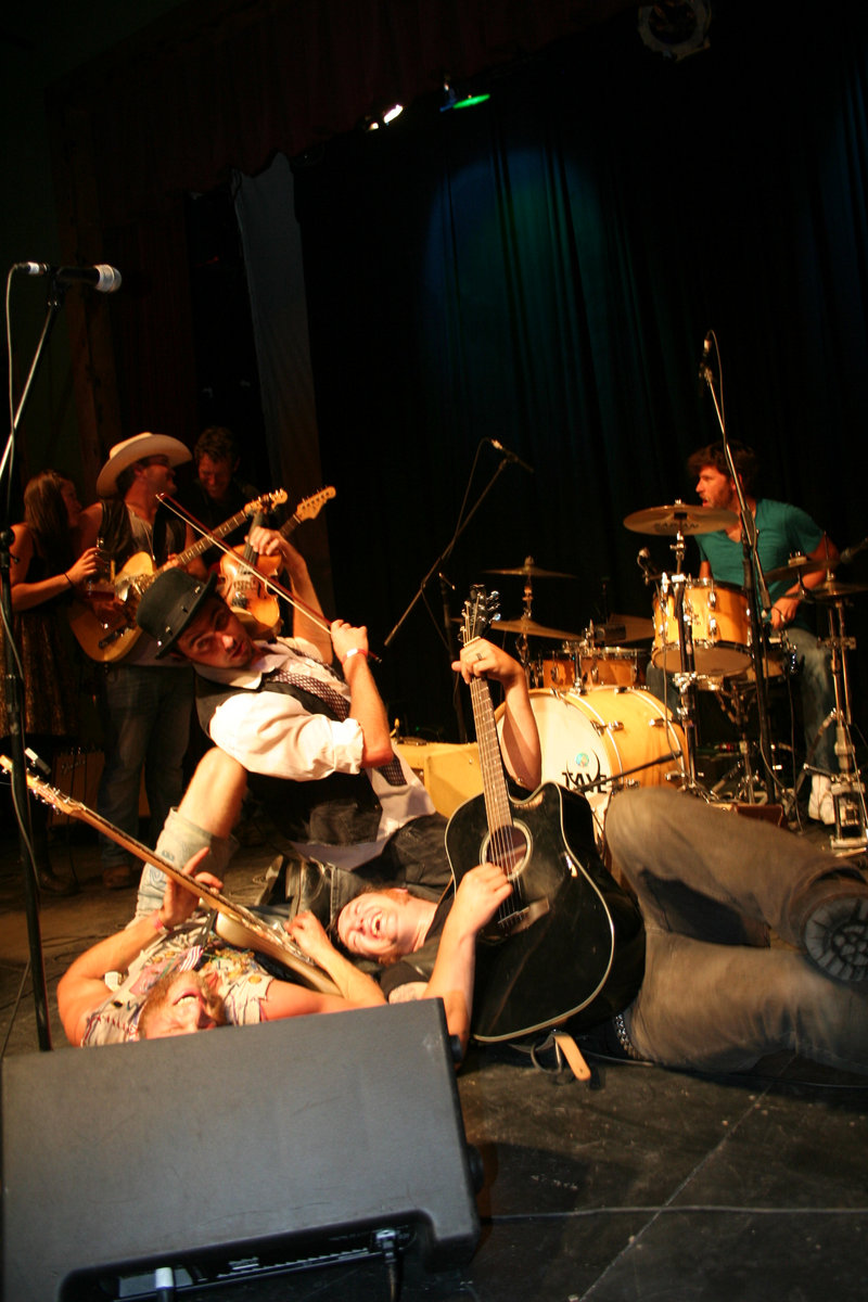 Joey Only Drinks a Case of Beer (2008) | Joey Only Outlaw Band