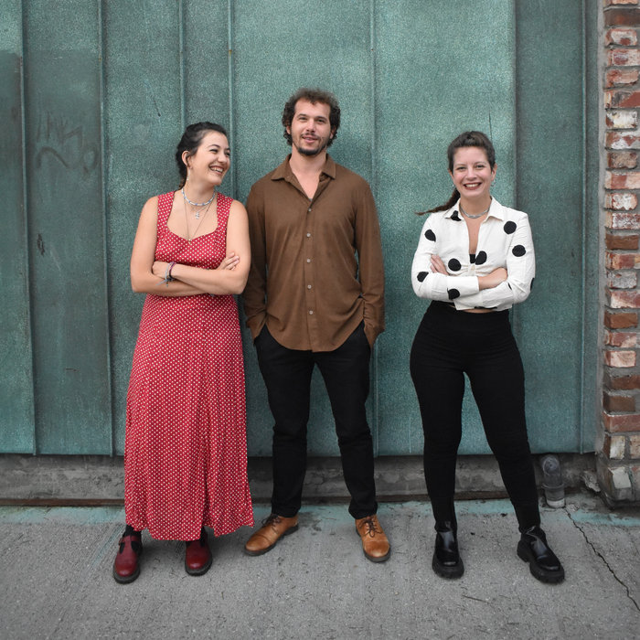 Thalassa Leventopnihtra | Nisiotrio | Haris Tsalpara