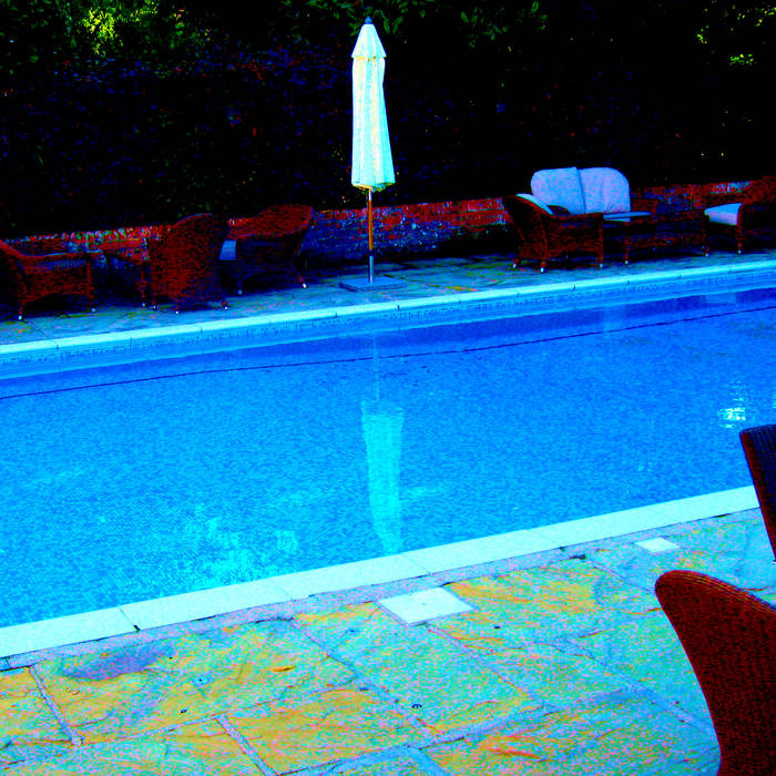 shady pool parasol | Kirsten Svuure