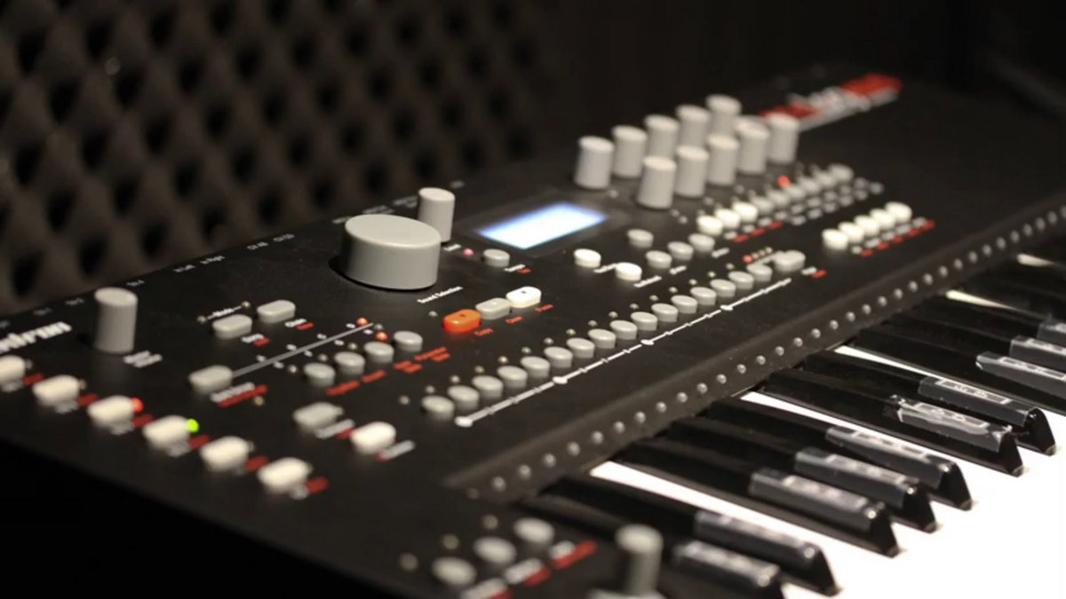 Elektron Analog Keys synthesizer demo | Panu M Savolainen SynthDemos ...