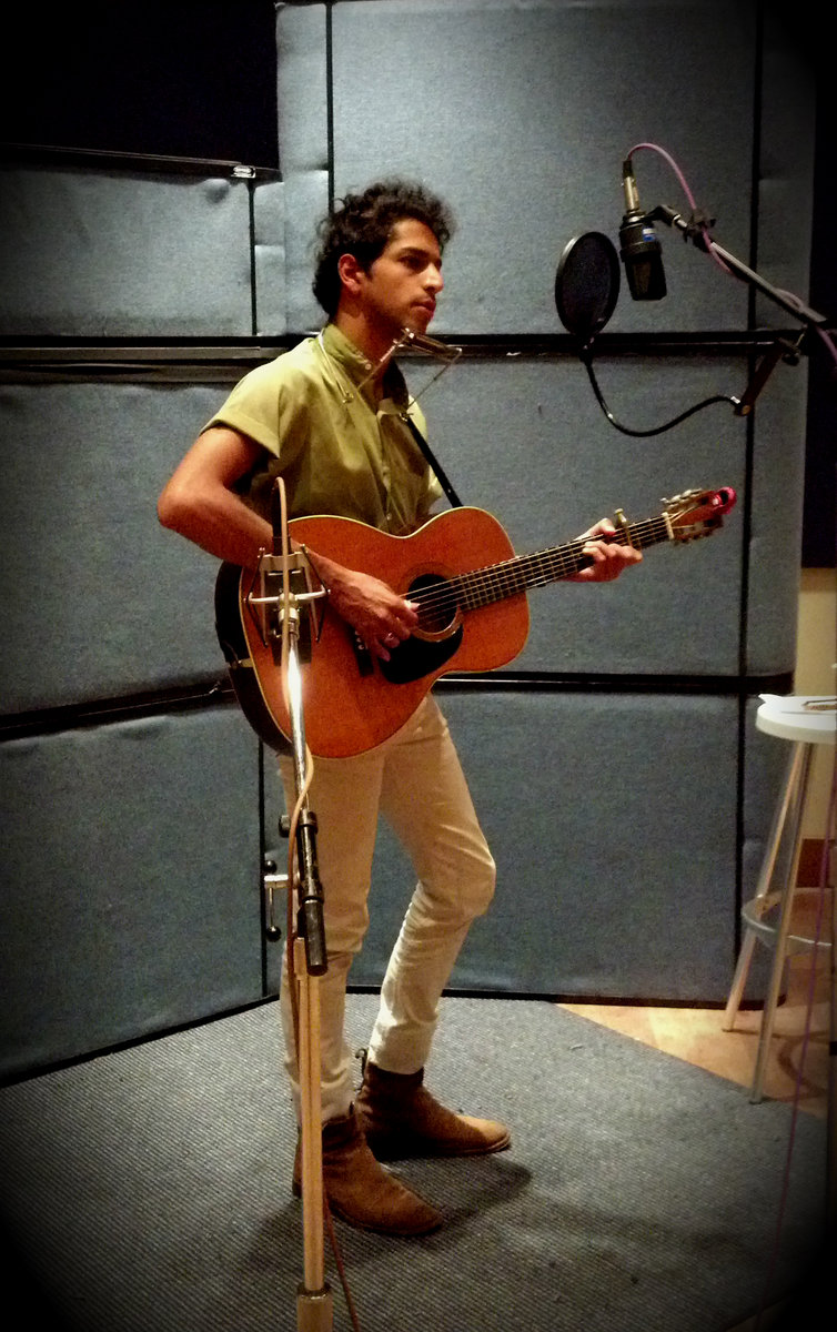 Vikesh Kapoor Folkadelphia Session 6/22/2013 | Vikesh Kapoor | Folkadelphia