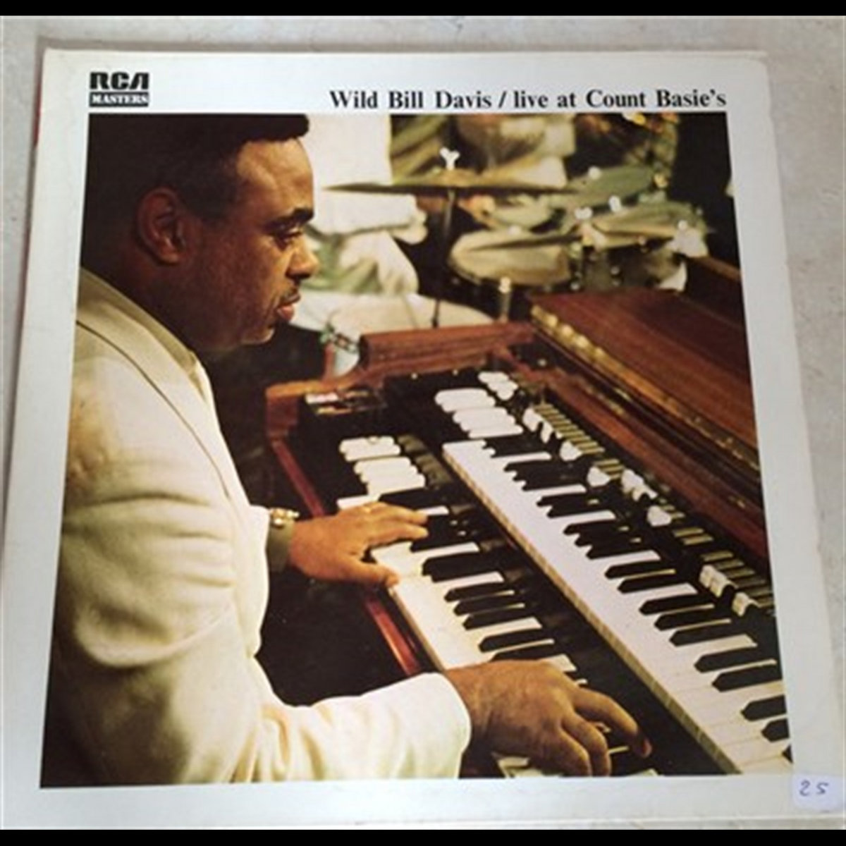 Live At Count Basies | Wild Bill Davis