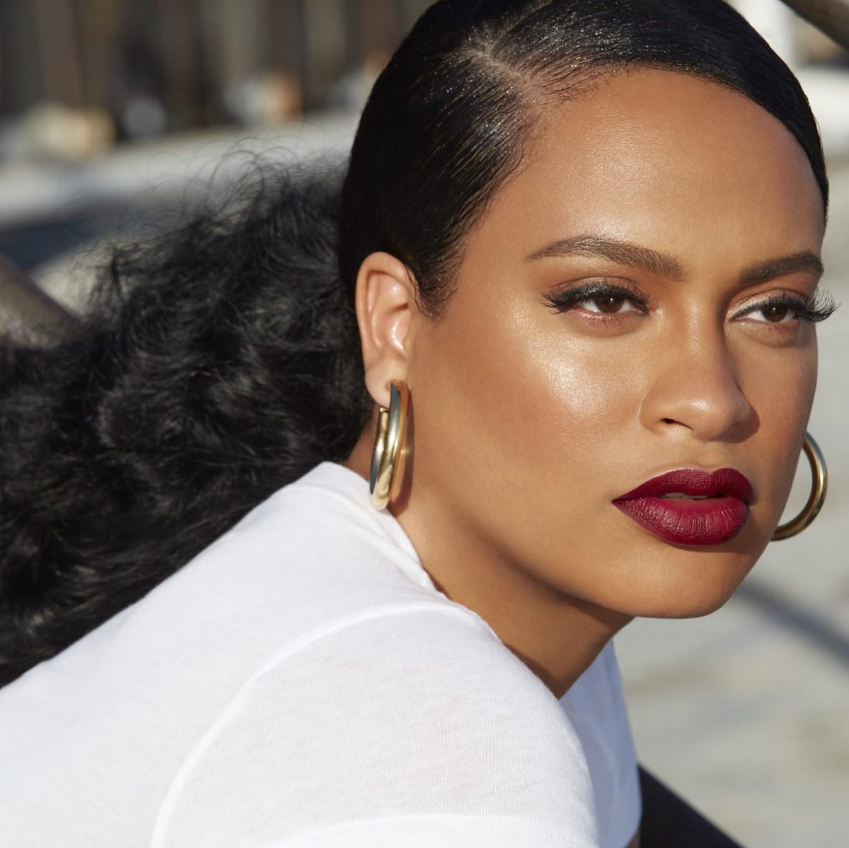 You by Nicole Bus | Nicole Bus | SpeakerSonic